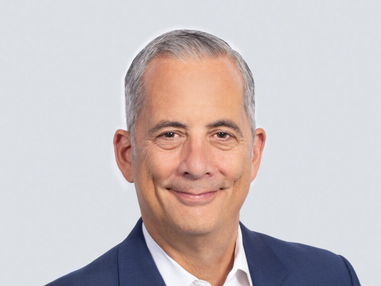 Lou Shapiro | General Atlantic